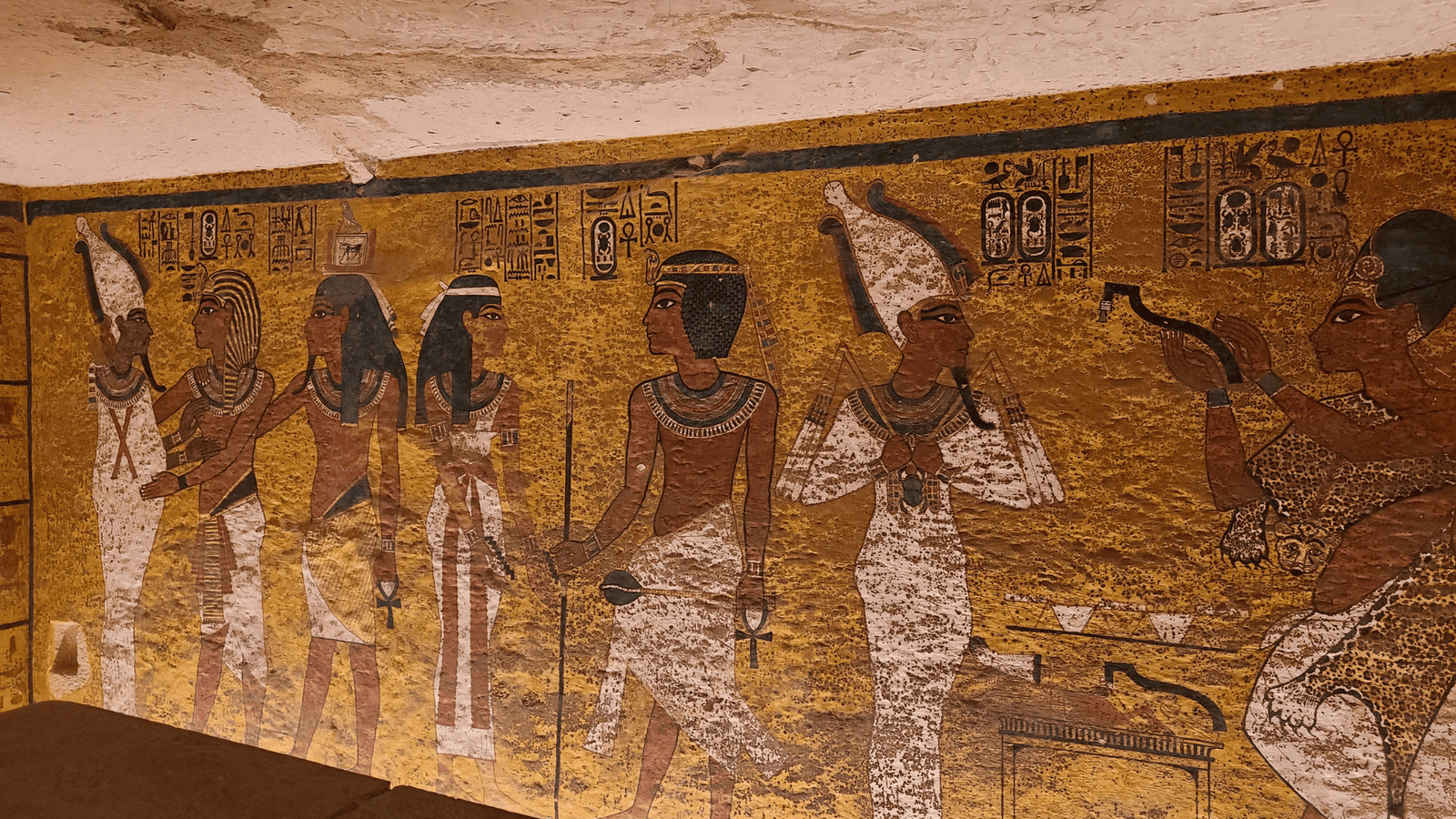 Unveiling the Mysteries: Inside the Tomb of Egypt's Most Famous Leader ...