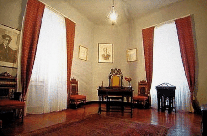 Alexandria's Museums: A Journey Through Time - Ancient Navigator Small ...